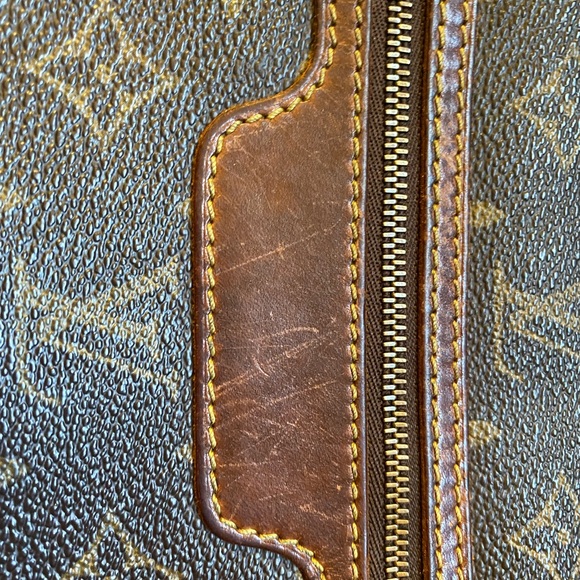 Louis Vuitton | Bags | Authentic Louie Vuitton Crossbody Bag | Poshmark